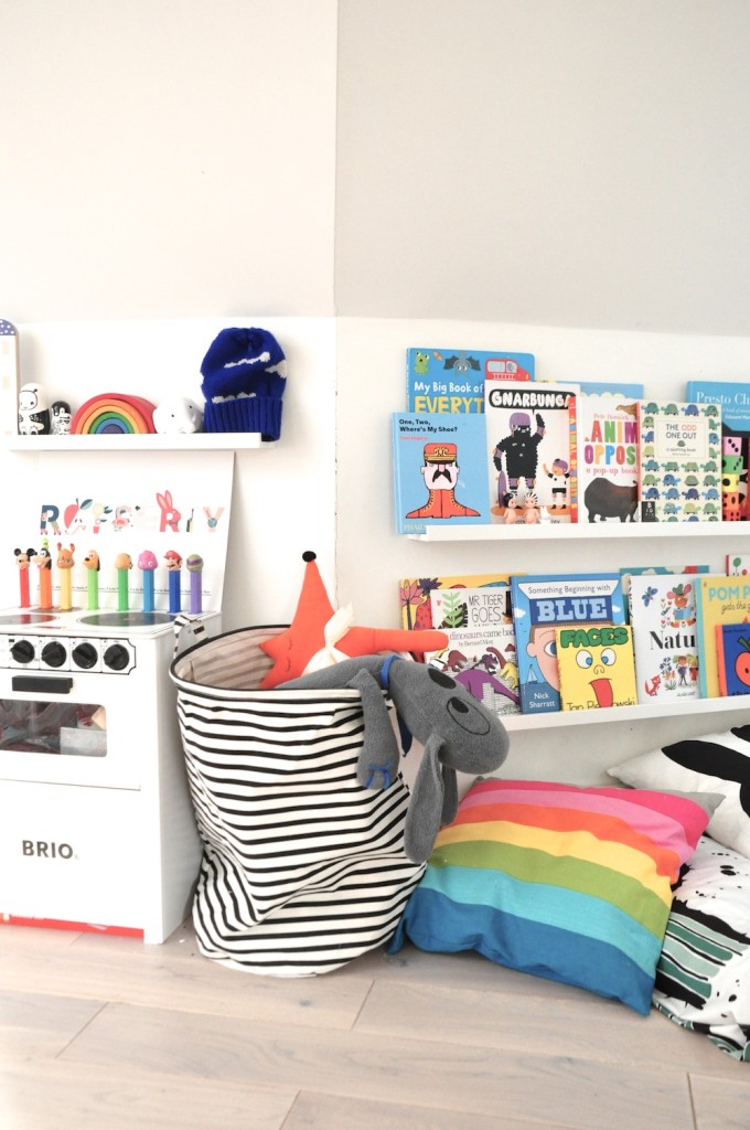 A book corner | Uberkid